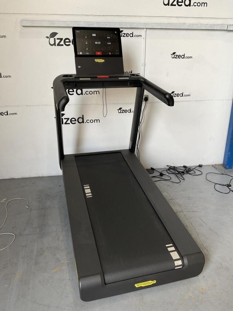 Technogym Run Live 19 5000 - Meteor Black - Uzed